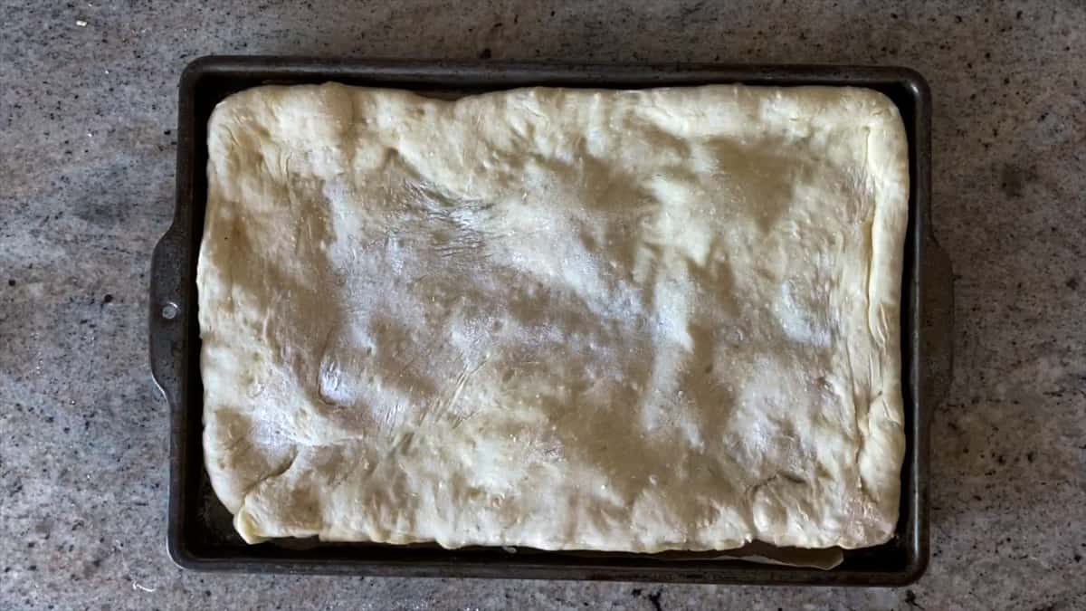 How To Par Bake Pizza Dough To Freeze Or Bake Later - Sip Bite Go