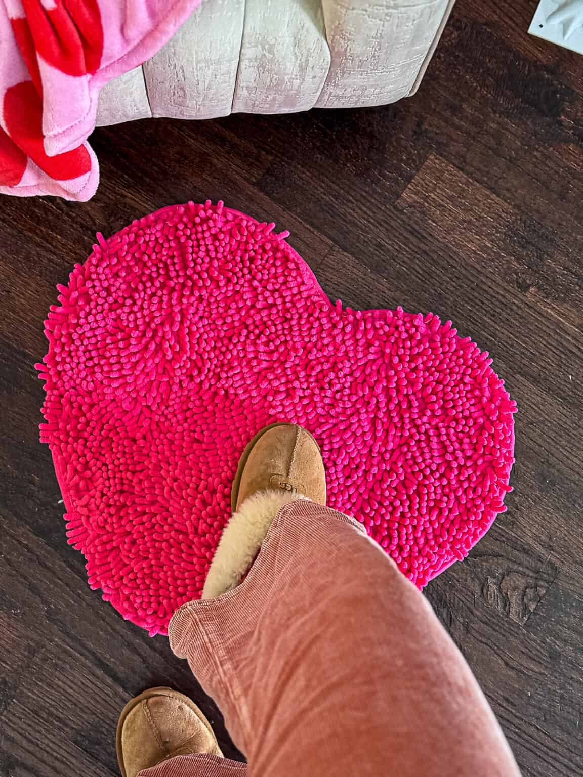 Valentine's Day Decor - Entry and Foyer - Sip Bite Go