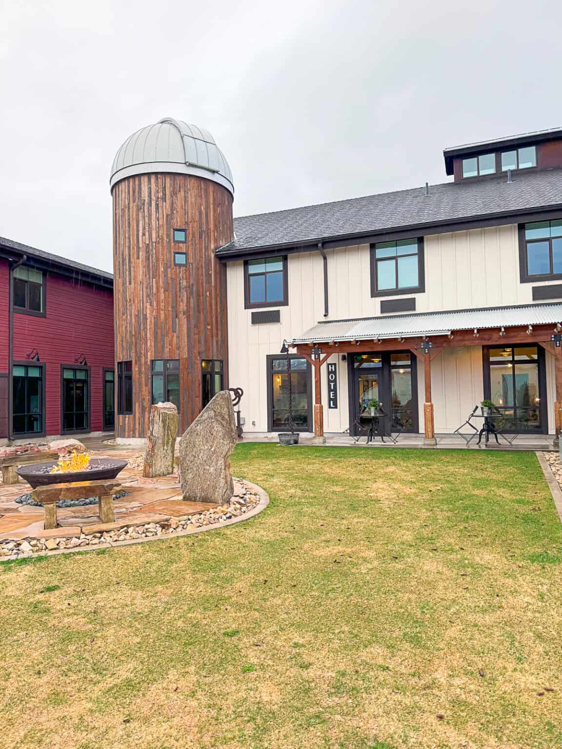 Compass Rose Lodge Hotel Review (Huntsville, UT) - Sip Bite Go