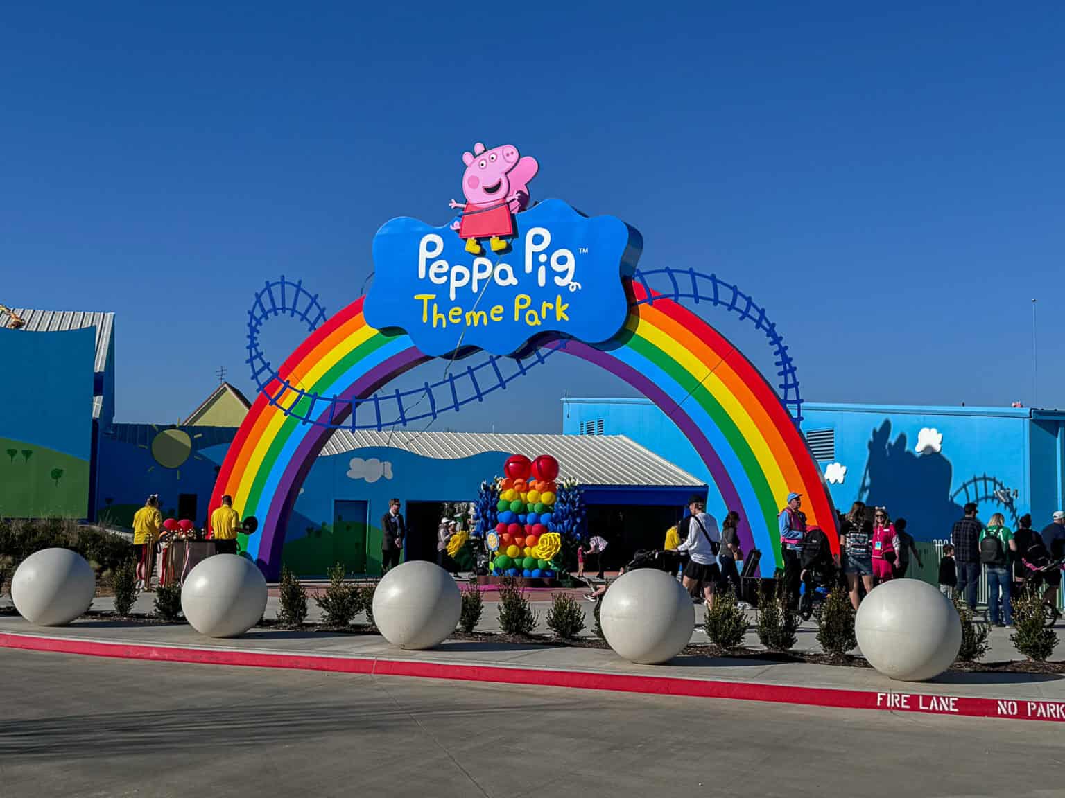 Peppa Pig Theme Park Dallas / Fort Worth: Know Before You Go - Sip Bite Go